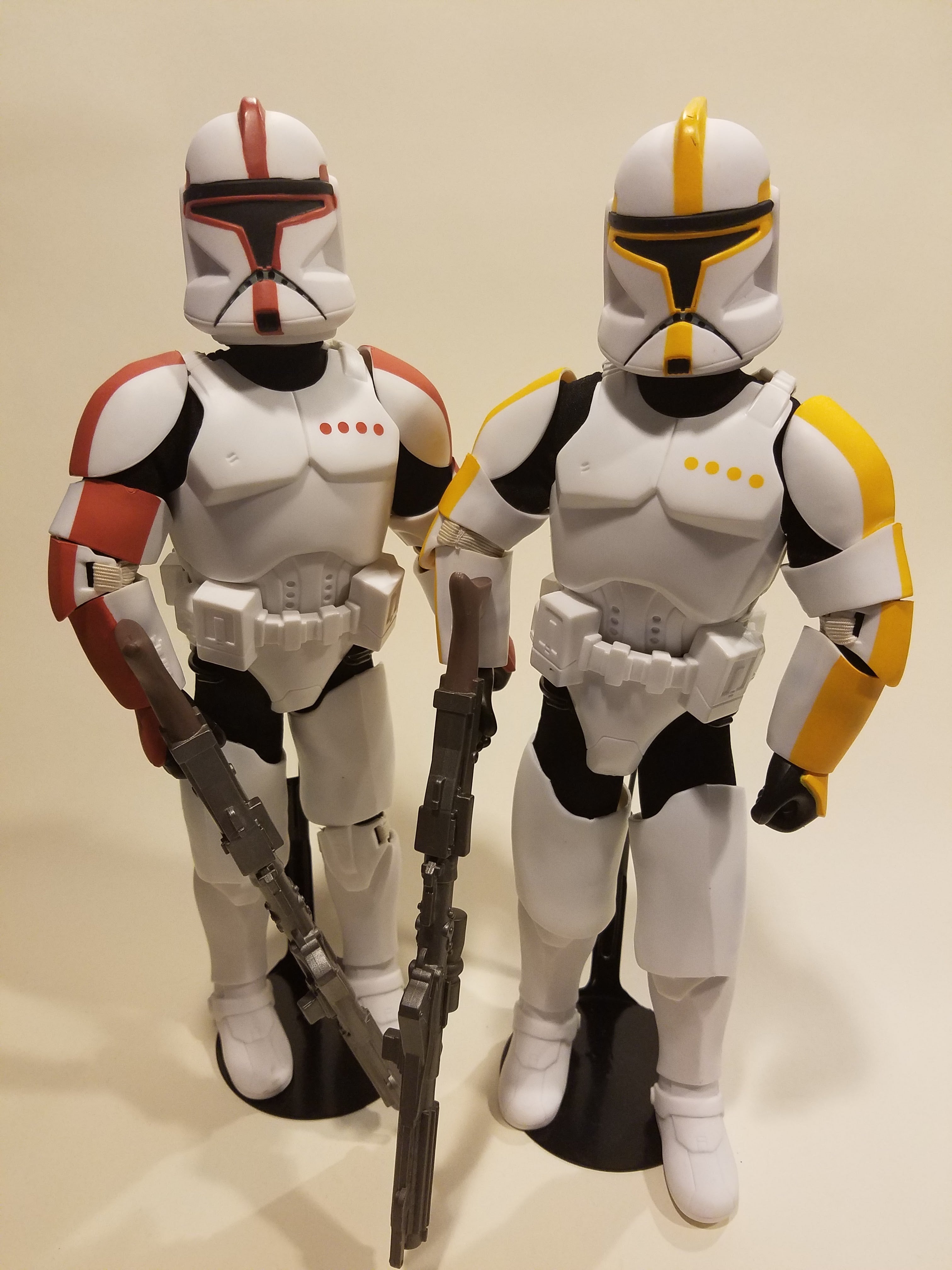 Clone Trooper (Phase I – Red Markings) - 12-inch Collectors Series Act ...